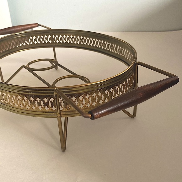 Vintage | Dining | Pyrex Fans Serving Cradle Carrier Trivet Holder ...